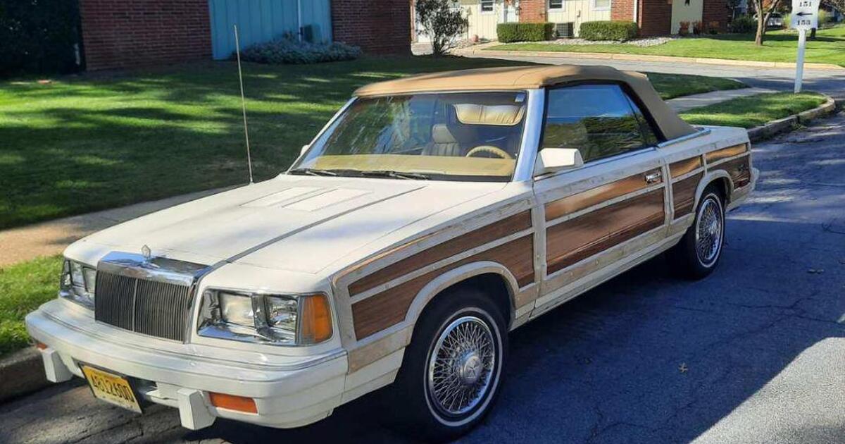 1986 Chrysler LeBaron Mark Cross Town&Country (Woody) for $2800 in ...