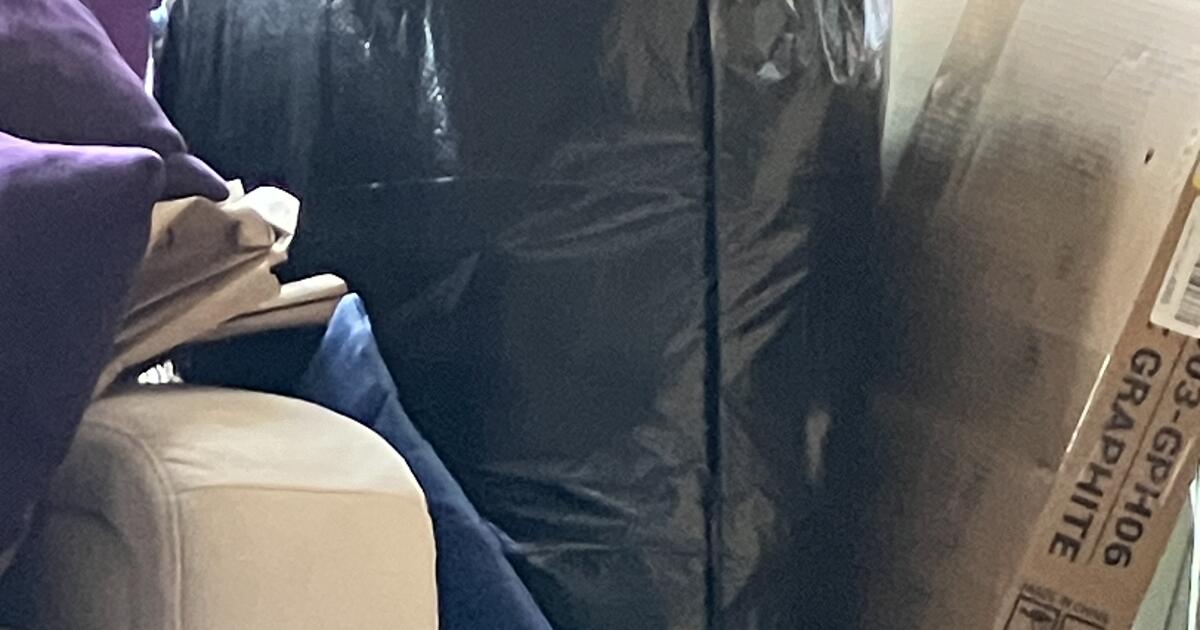 yard-bag of packing fluff for Free in Redwood City, CA | For Sale ...