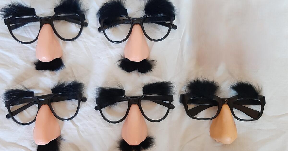 Groucho Marx Disguise Glasses / Costume Glasses with Big Nose ...