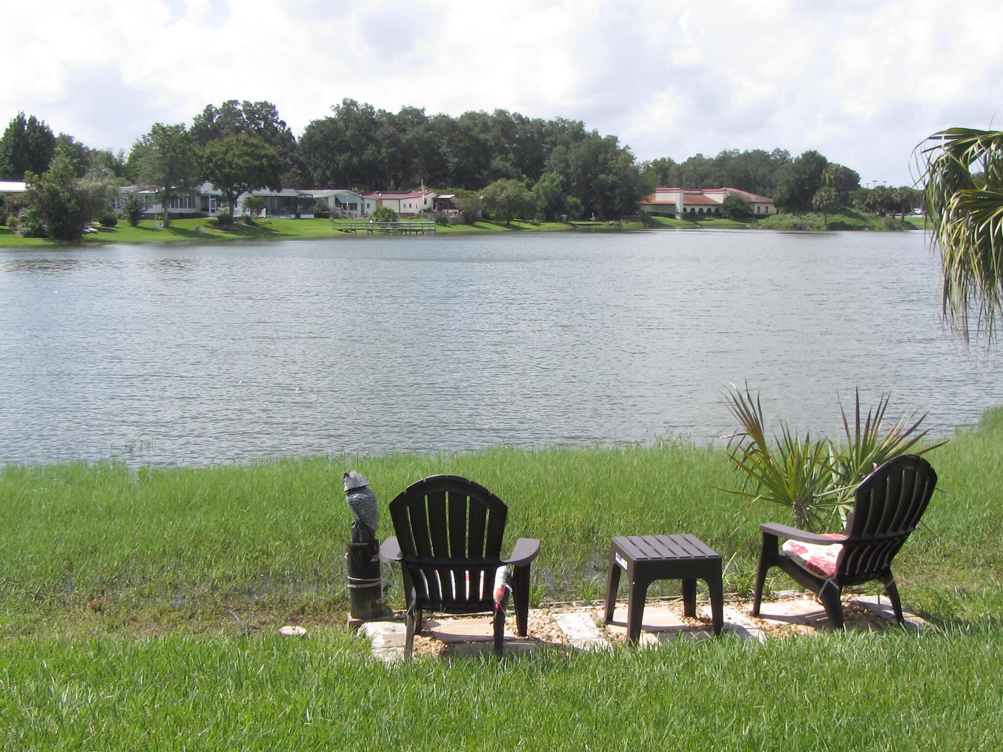 Fully furnished SHORT-TERM rental. Aloha Lake House short-term rental ...