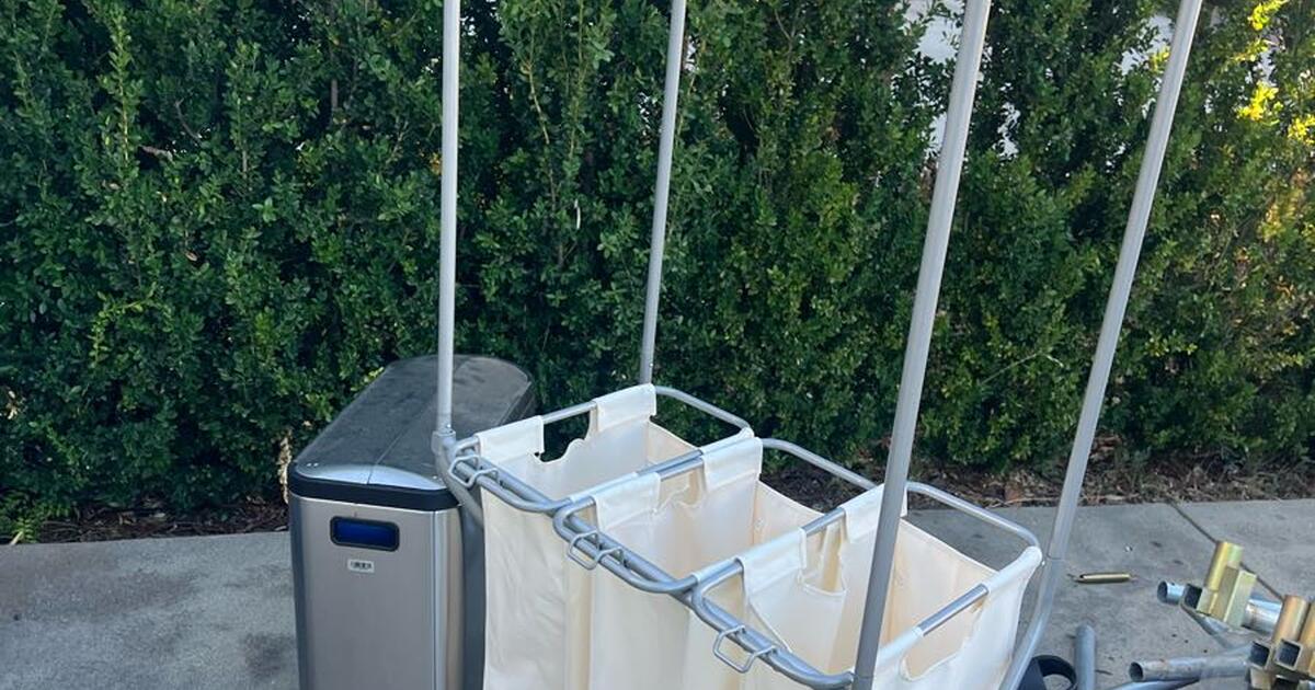 Free Coat Rack, Desk, Trash bin, Cooler, Hangers Shoe Rack, for Free in ...