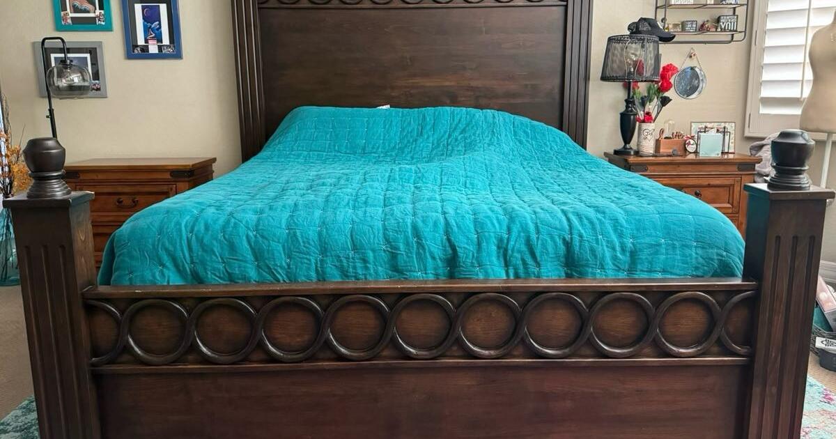 Custom-made King Size Solid Wood Oak Panel Bed Frame for $1000 in ...
