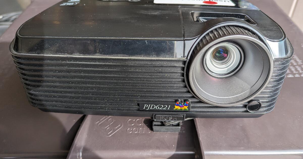 Viewsonic Professional DLP Video/Audio Projector for $130 in Hot ...