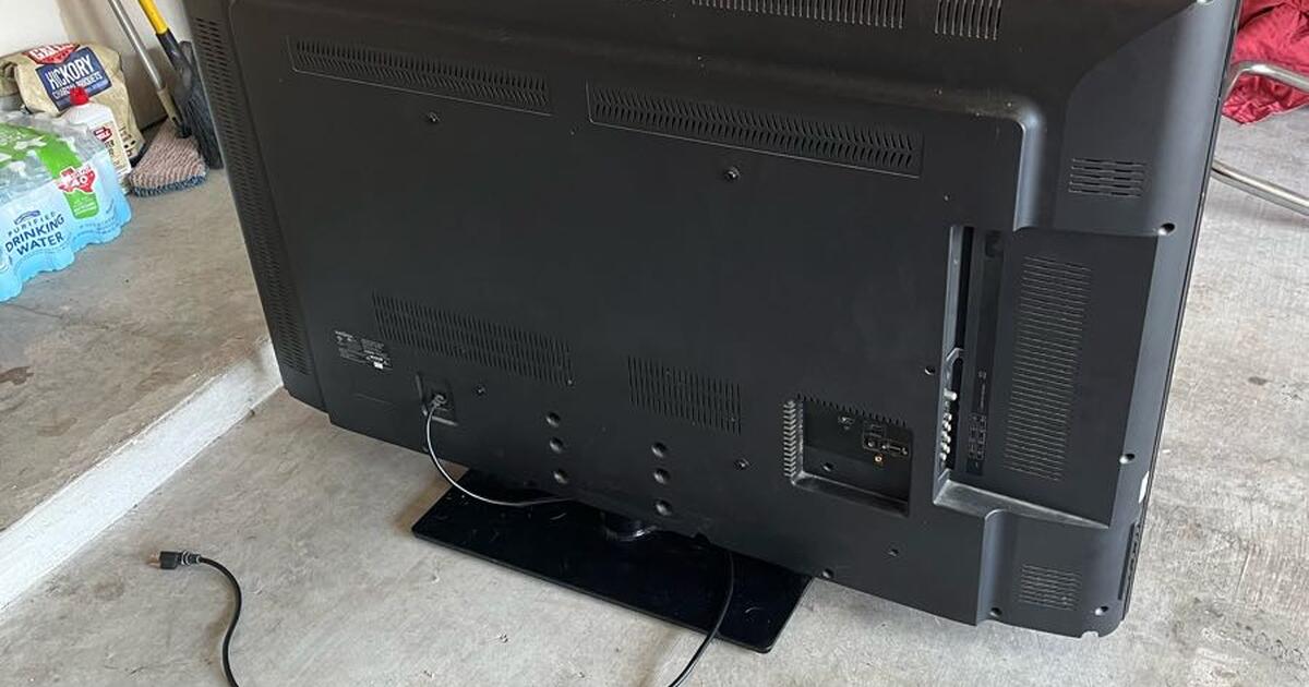 55” Insignia tv with remote for $50 in Manor, TX | For Sale & Free ...