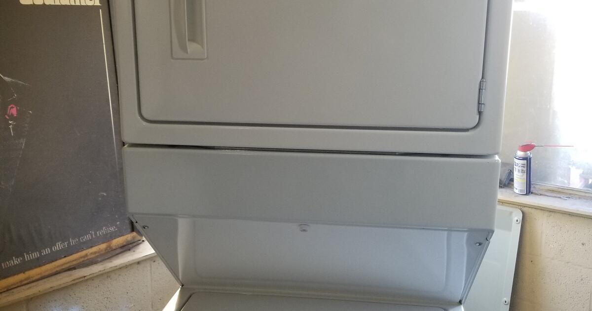 Whirlpool stackable Washer And Dryer Set Combo Laundry Center Stacked ...