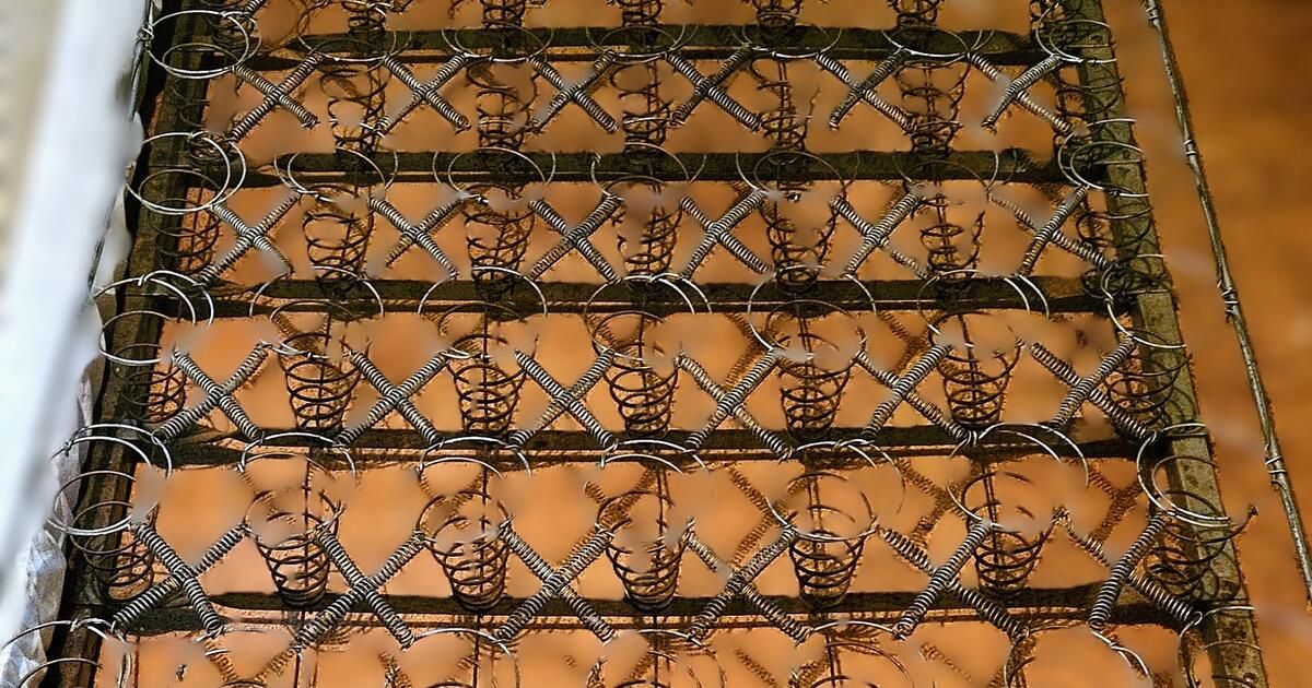 2 TWIN SIZE METAL BED SPRINGS for $1 in Hendersonville, NC | For Sale ...