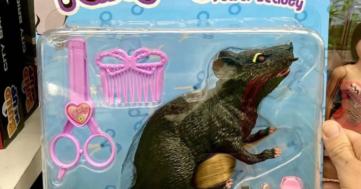 Obvious Plant Limited Edition “Fashion Rats” Toy for $130 in Westfield ...
