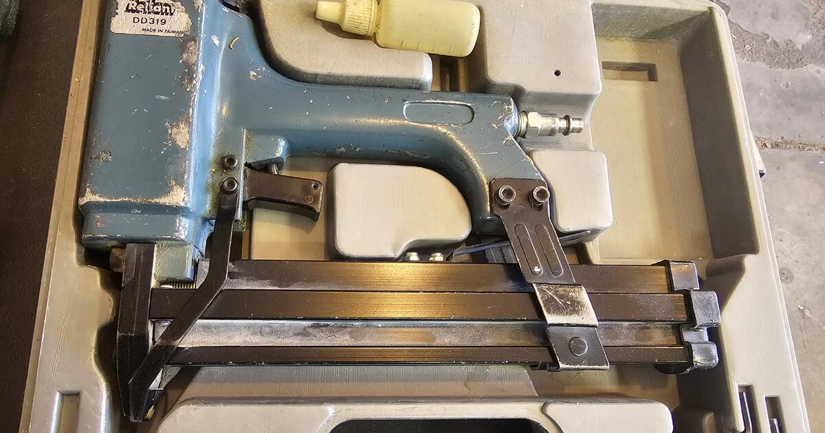 Reliant DD319 Pneumatic Stapler Vintage for $20 in Westminster, CO ...