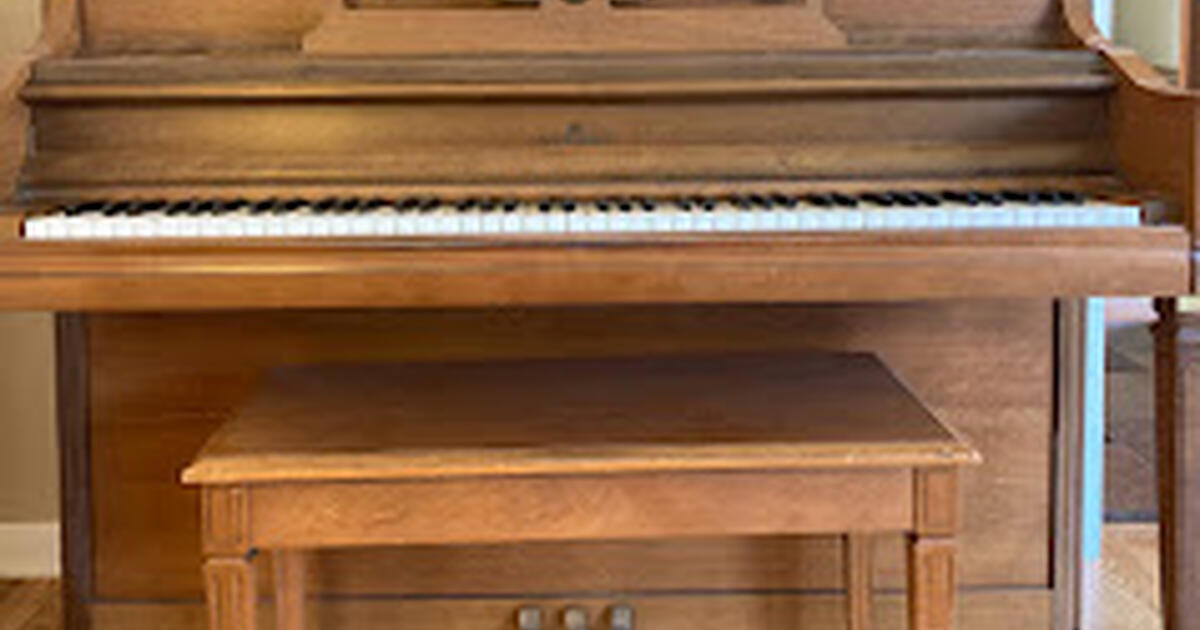 Lowrey upright piano for Free in Cedarburg, WI | For Sale & Free — Nextdoor