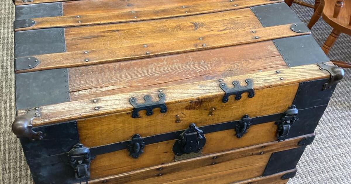 Vintage Romadka Bros company trunk pat: April 19 1904 for $150 in Omaha ...