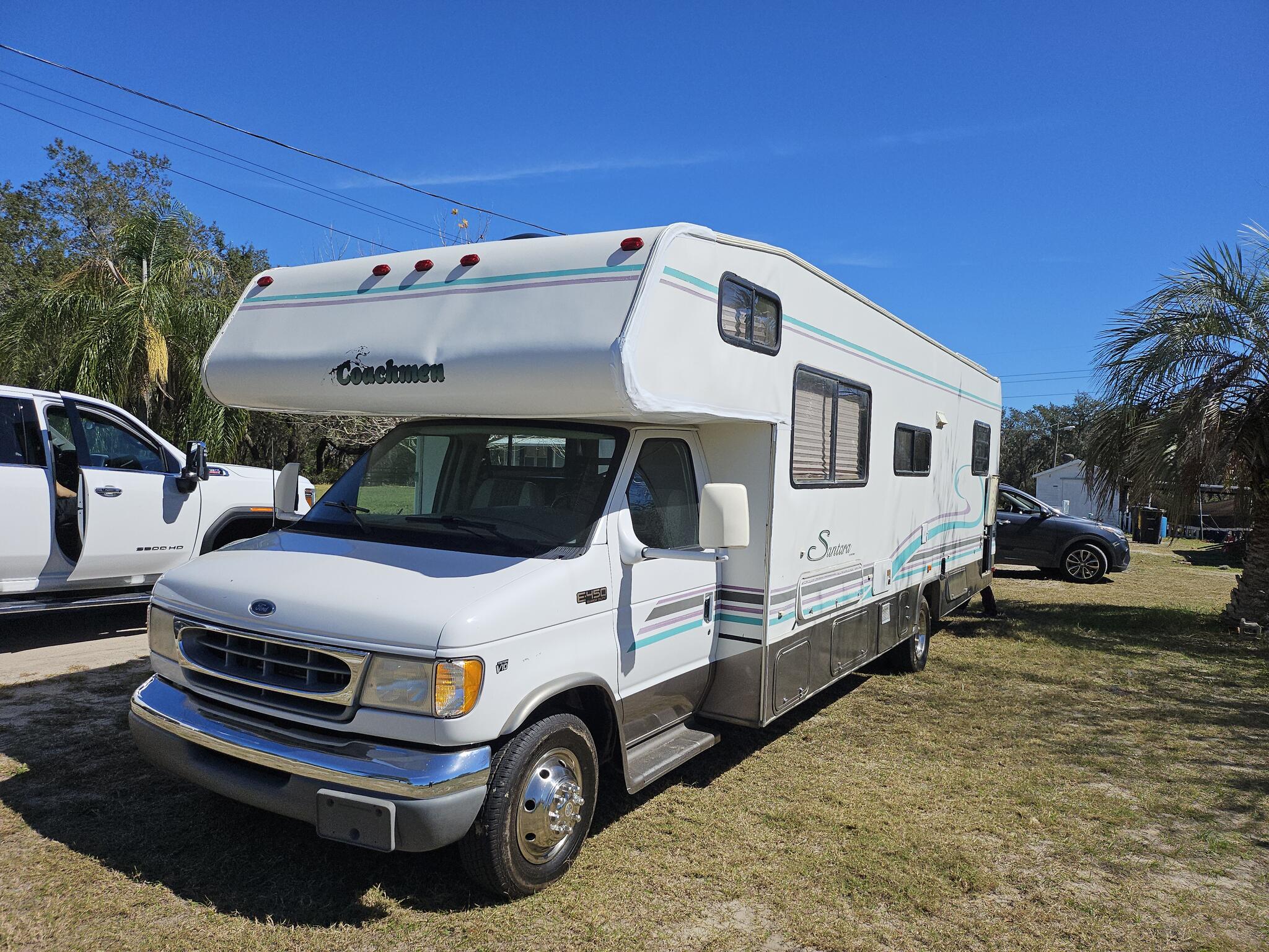 2000 Coachmen Santara Class C Motorhome with 46,000 miles for $7000 in ...