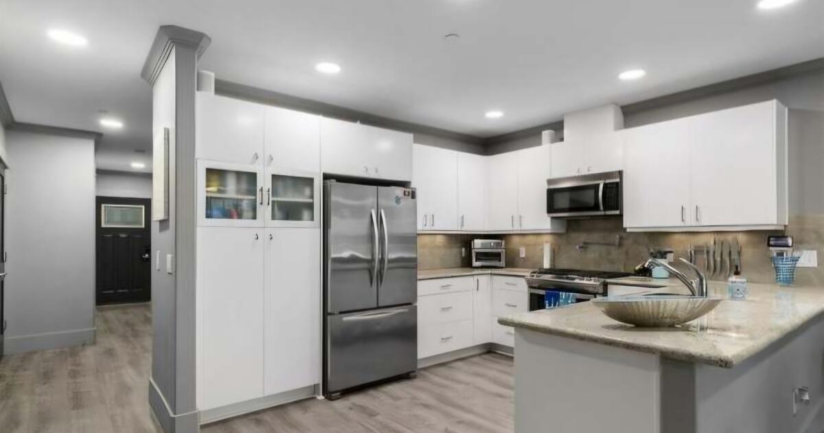 Condo for rent avail 8/1/2023 for $3400 in Sammamish, WA | For Sale & Free — Nextdoor