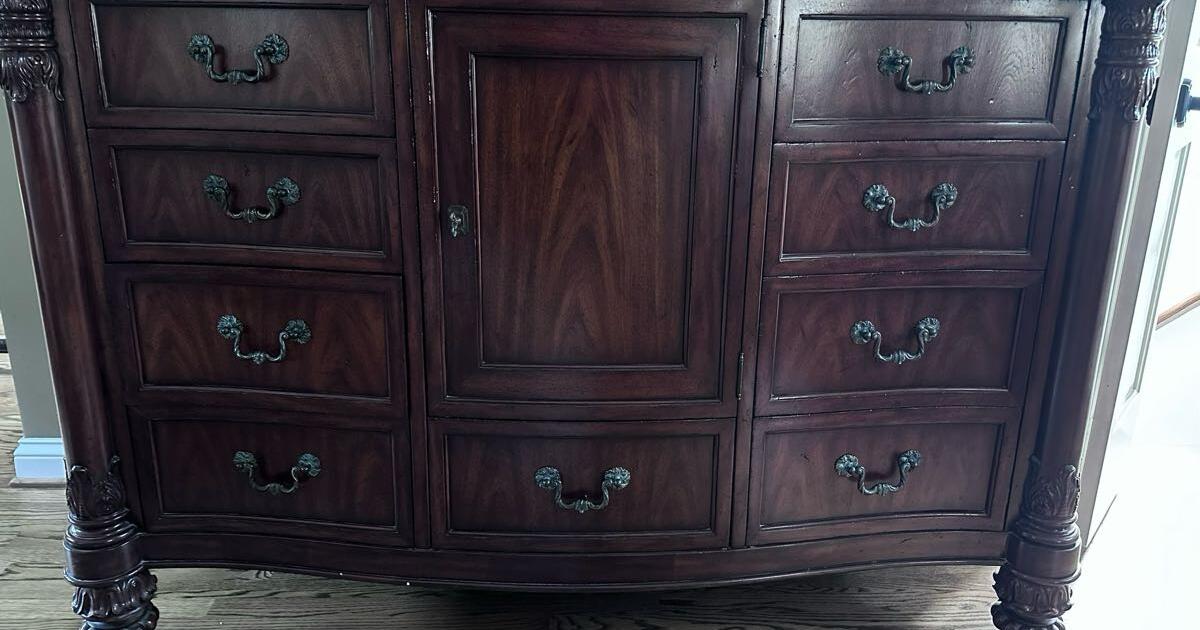 Walter E Smith Dresser with Marble Top for $100 in Lake Forest, IL ...