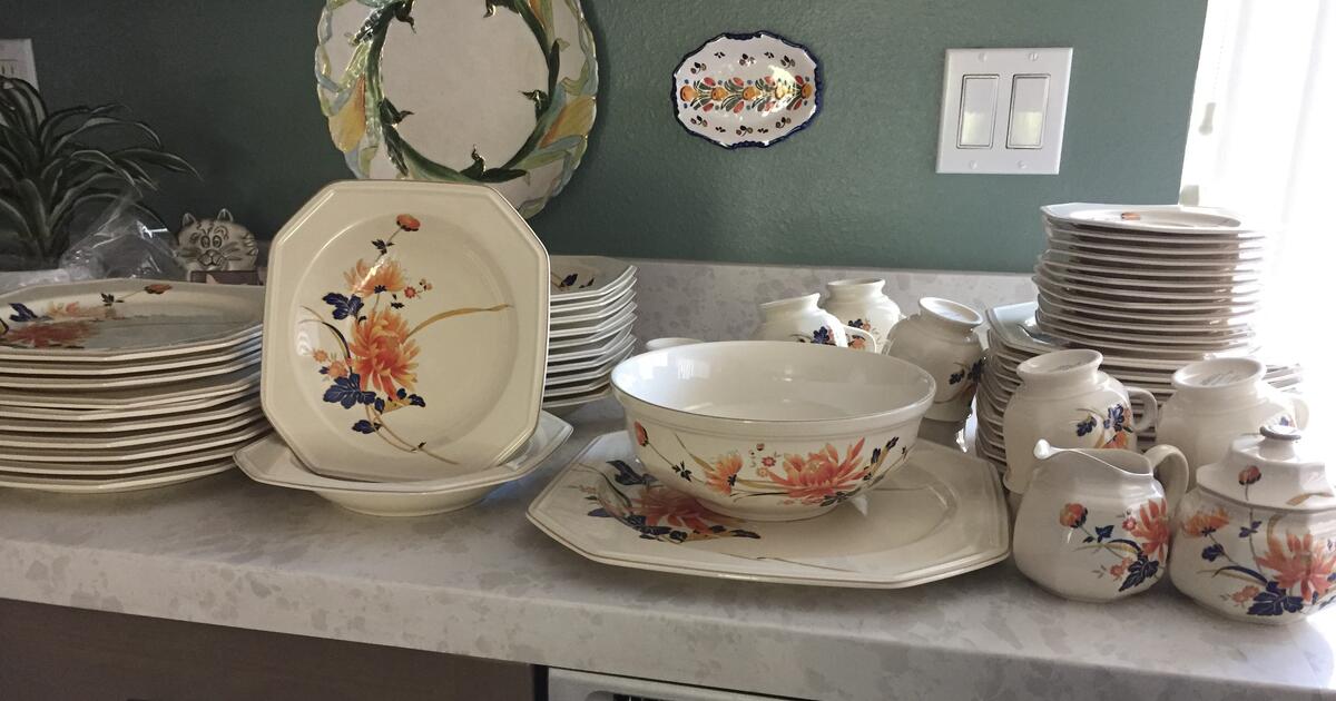 Mikasa Continental Ivory Majestic Dishes for $70 in Palm Desert, CA ...