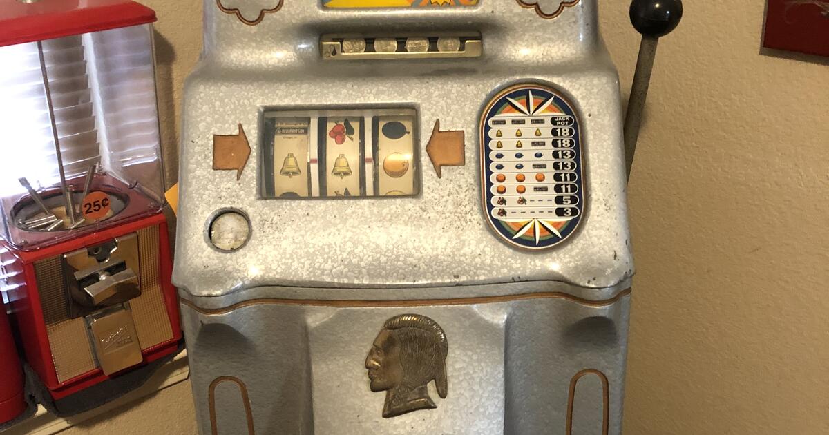 Jennings 1946 Chief BlackHawk Slot Machine for $685 in Gardnerville, NV ...
