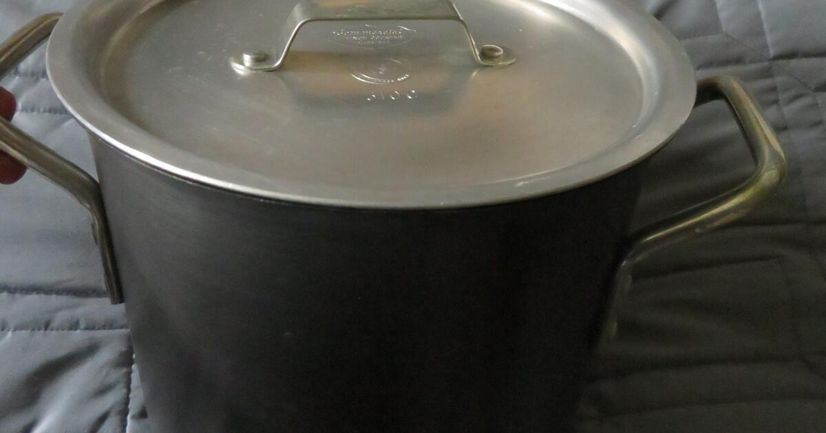 Vintage 'COMMERCIAL' (Calphalon) Stock Pot 8 QT # 808 w/lid used for ...