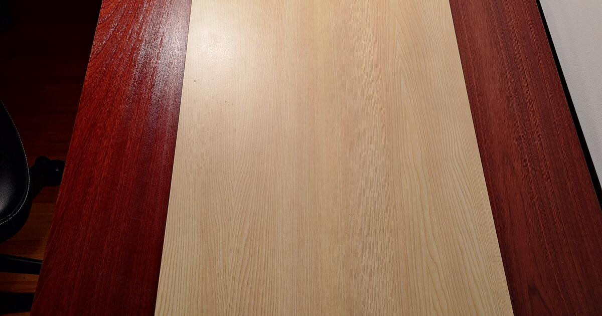 Beautiful table top or desk top. PPU on 1/25 for Free in Golden Valley ...