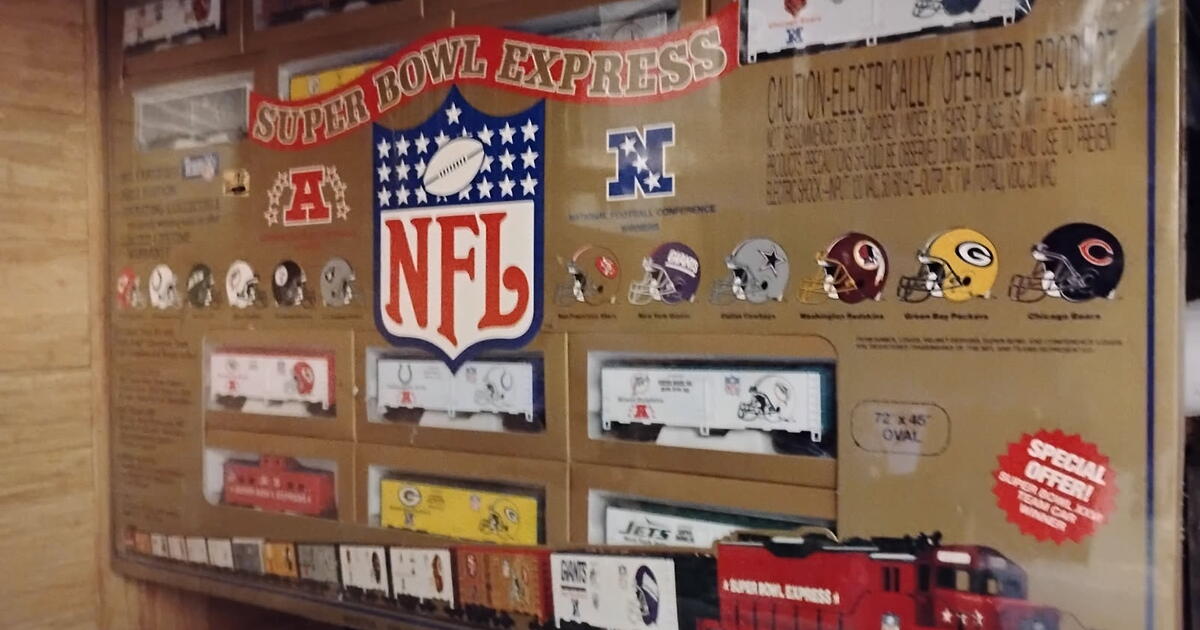 Super Bowl Express NFL Train Set for $125 in Bloomingdale, IL | For ...