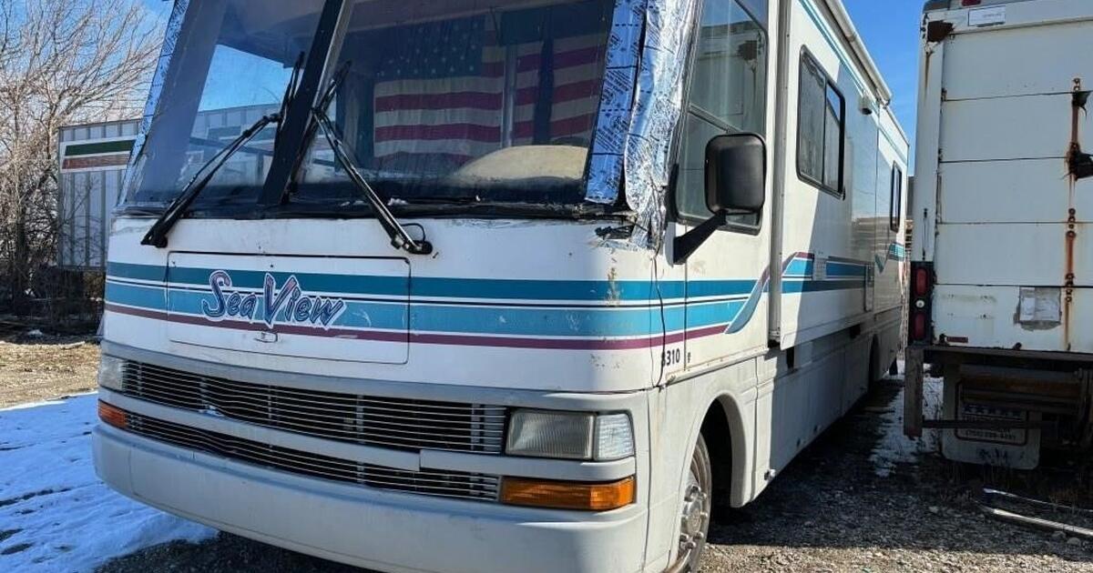1999 National Motorhome Sea View model 8310 for $2000 in Indianapolis ...