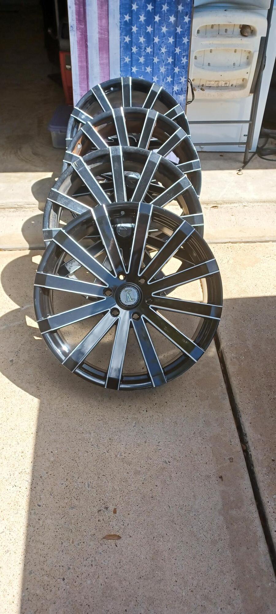Set of 4 - 22" Velocity Wheels - VW 12-M 22X8 +38 5X114.3 CB 73.1 ...