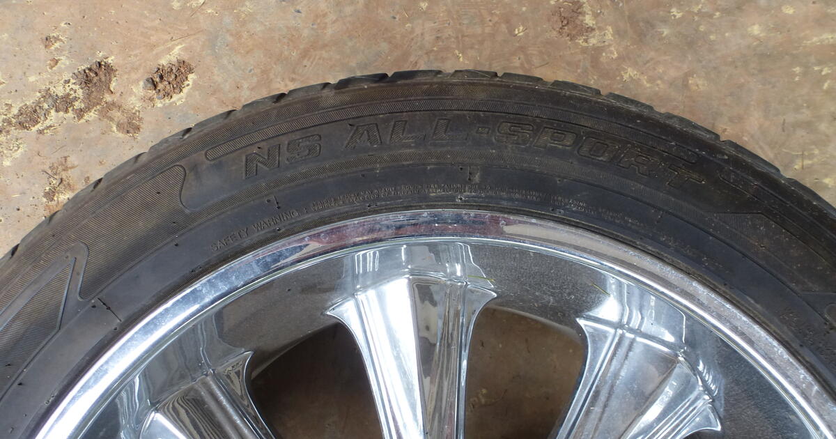 22" Tire rims 305 45r22 for $250 in Camas, WA | For Sale & Free — Nextdoor