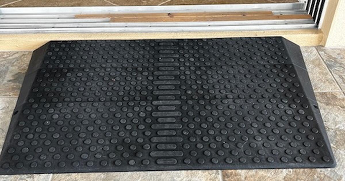 MODULAR RUBBER THRESHOLD MAT for $70 in The Villages, FL | For Sale ...