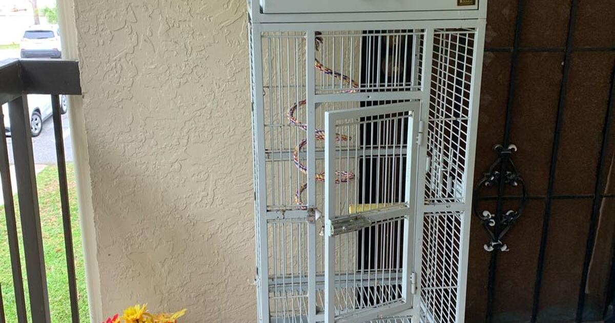 Bird cage ! Free ! for Free in Jupiter, FL | For Sale & Free — Nextdoor