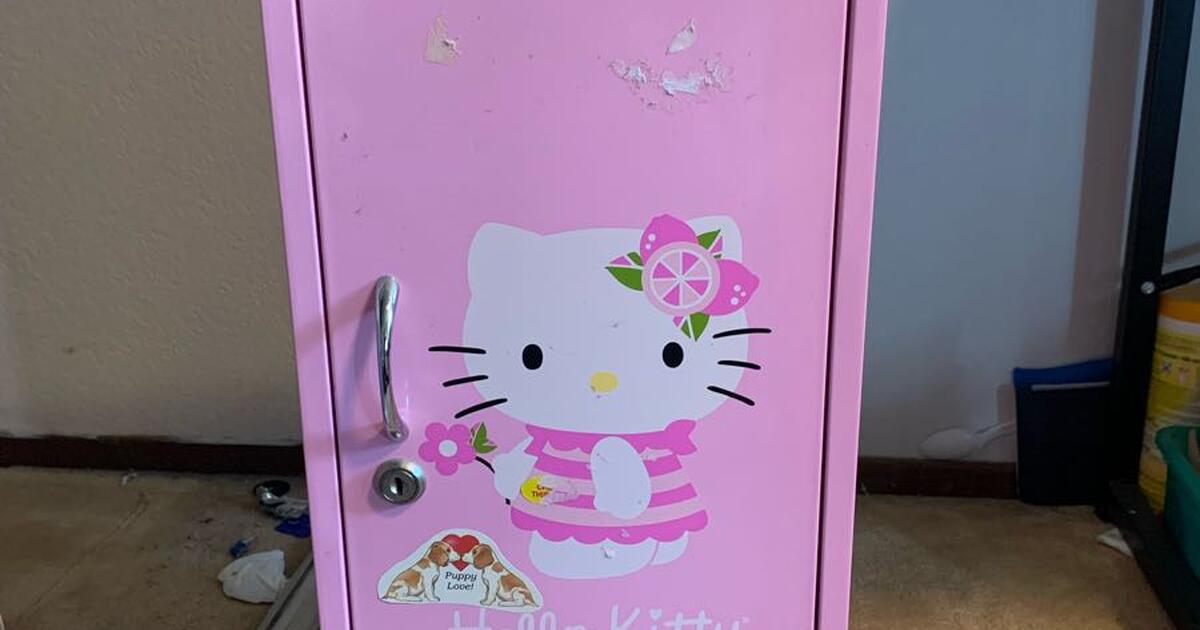 Small Hello Kitty Locker-Pay What You Want! for $5 in Castro Valley, CA ...