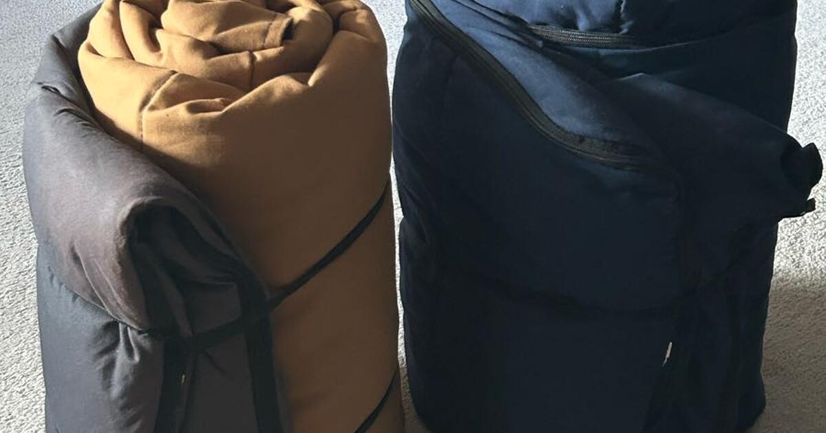 2 Sleeping Bags for Free in Grand Ledge, MI | For Sale & Free — Nextdoor