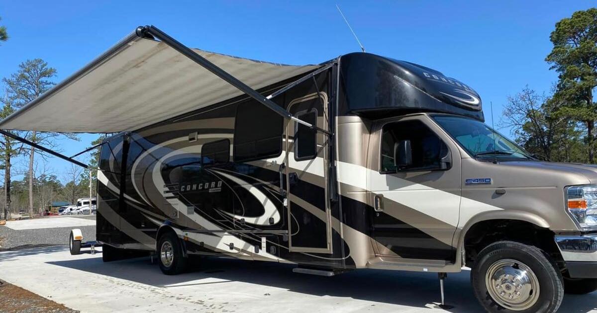 Ford 2018 Coachman Concord class c Rv. for $84000 in Hot Springs ...