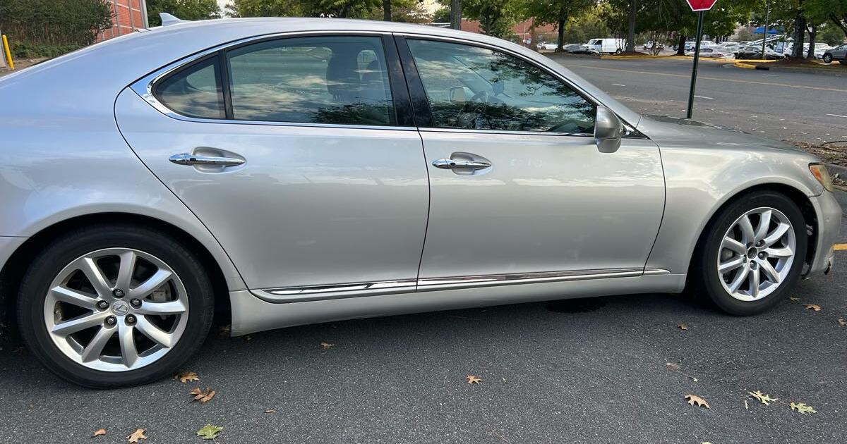 Silver Lexus Sedan for $4000 in Charlotte, NC | For Sale & Free — Nextdoor