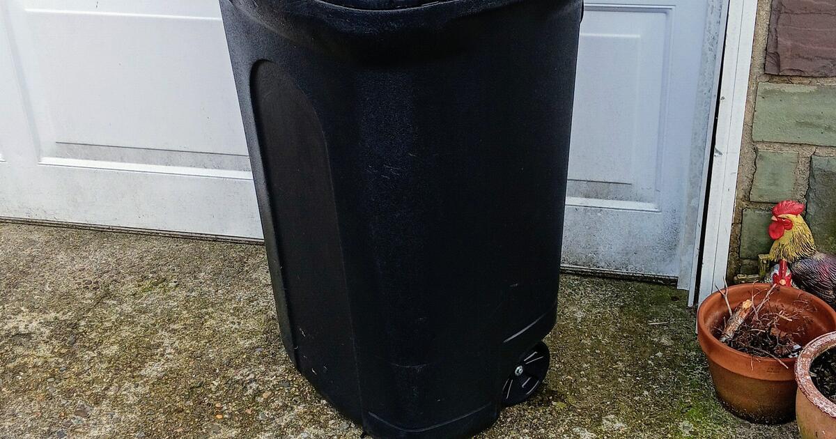 Trash Can for Free in Manchester, NJ | For Sale & Free — Nextdoor