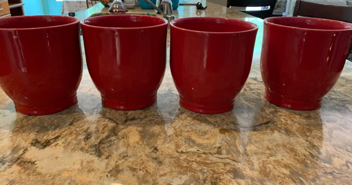 Medium size glazed red ceramic decor pots for $5 in Lacey, WA | For ...