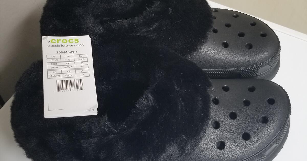 Crocs Furever Crush for $35 in Springfield, MO | For Sale & Free — Nextdoor