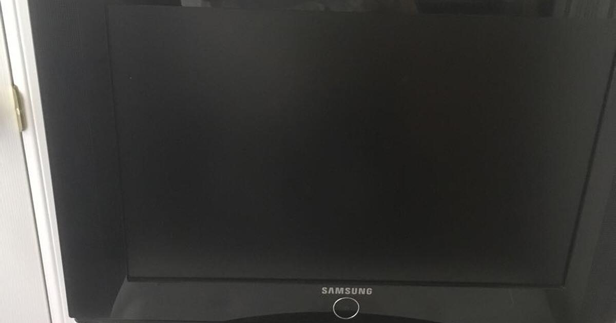 PENDING. Samsung 23 inch flatscreen computer monitor and TV for $30 in ...
