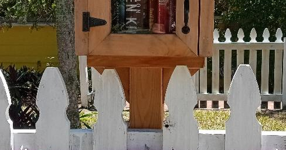 Little Free Library - 90 NE 21st CT - Wilton Manors for Free in Wilton ...
