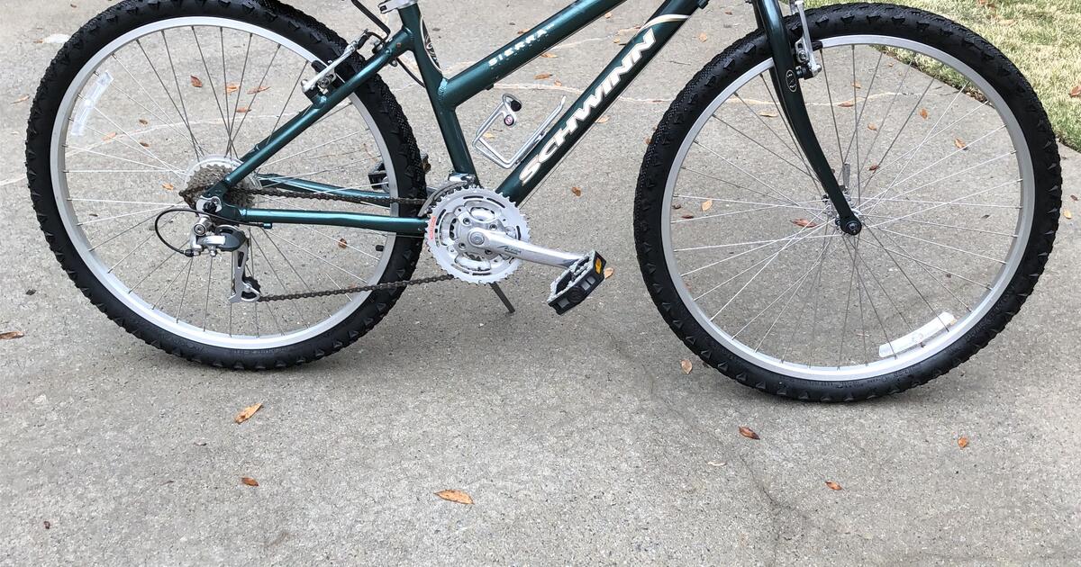 Schwinn Women's Sierra GS Series Hybrid Bike 15" Frame 26" Wheels 21 ...