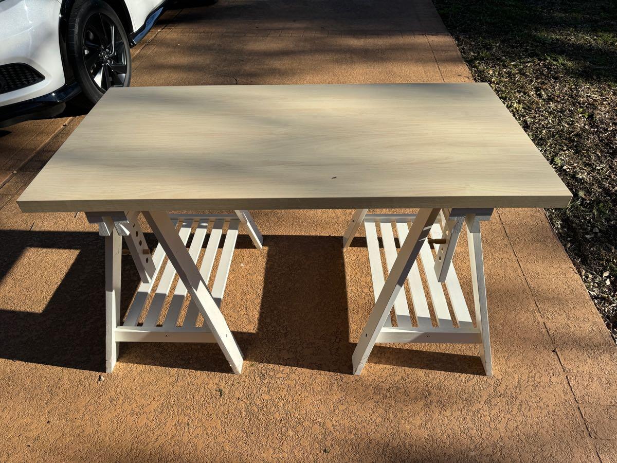 White & Tan Desk for Free in Austin, TX | For Sale & Free — Nextdoor