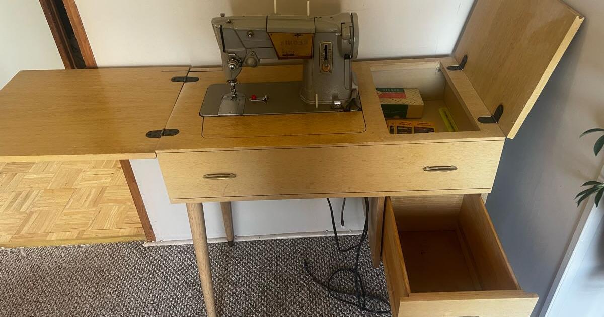 Singer 328 Sewing Machine with Cabinet for $20 in Hendersonville, NC ...