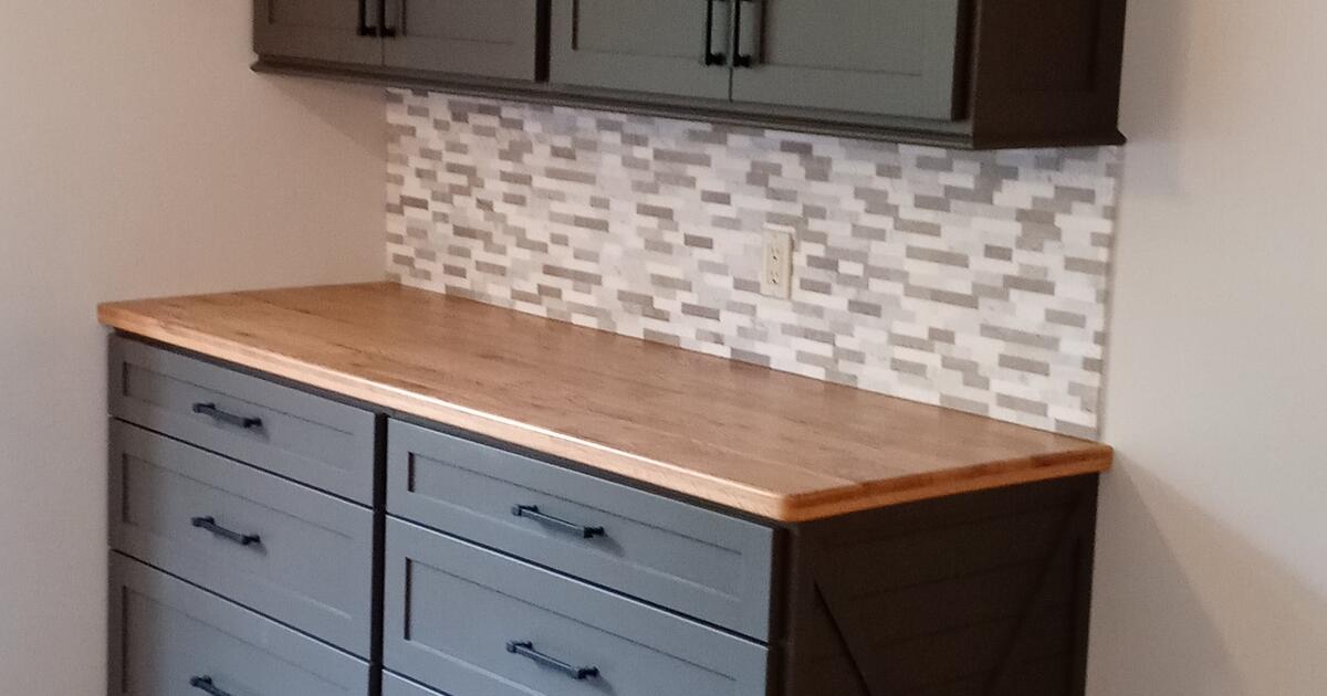 Custom Cabinets../Kitchens / Wall Units / Islands for $100 in Ambridge ...