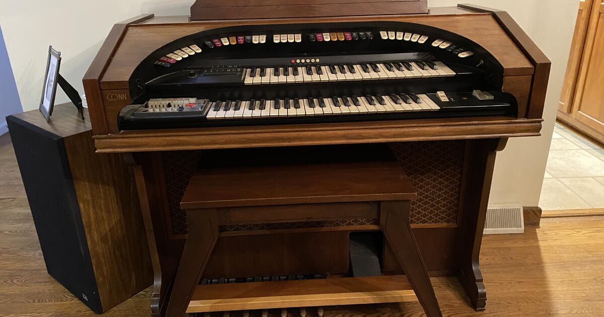 Conn electric organ for Free in Leland, NC | For Sale & Free — Nextdoor