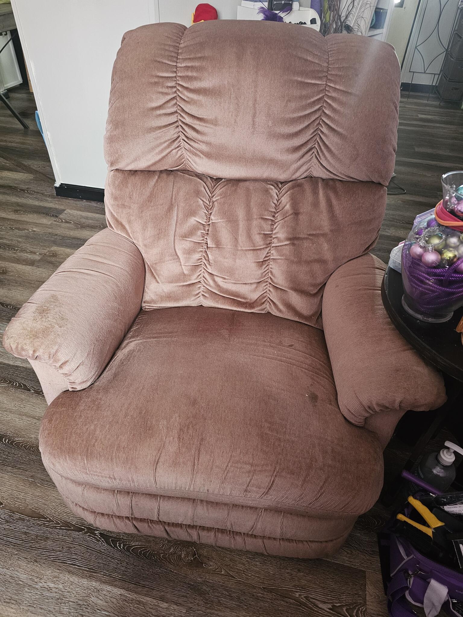 Lazy boy Manual Recliner for Free in Daytona Beach, FL | For Sale ...