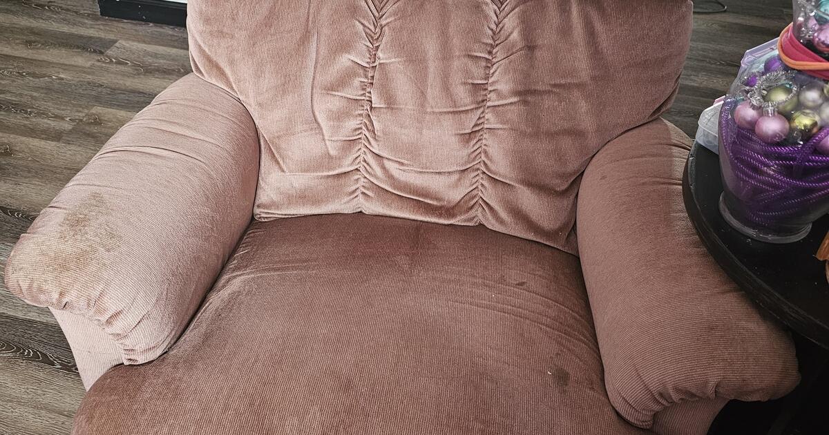 Lazy boy Manual Recliner for Free in Daytona Beach, FL | For Sale ...