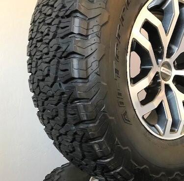 FORD F150 GEN 2 RAPTOR WHEEL & TIRE PACKAGE for $800 in Apache Junction ...