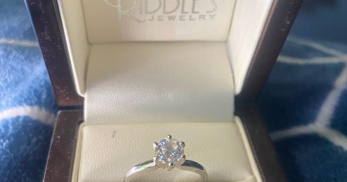1ct diamond ring (real diamond not lab) for $1500 in Sioux Falls, SD ...