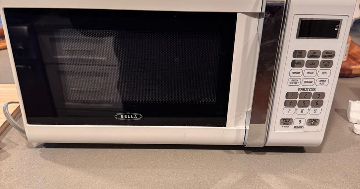 Bella Microwave for Free in Orinda, CA | For Sale & Free — Nextdoor