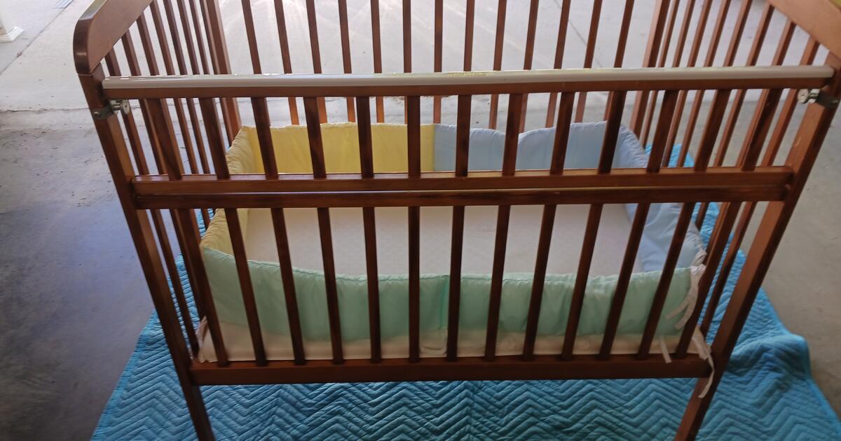 Baby Crib - Real Wood for $30 in Stanfield, NC | For Sale & Free — Nextdoor