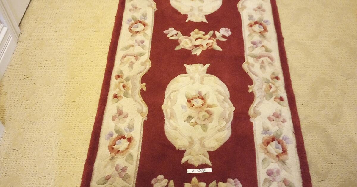 Sculptured Round Red and Beige Area Rug for $150 in Oak Brook, IL | For ...