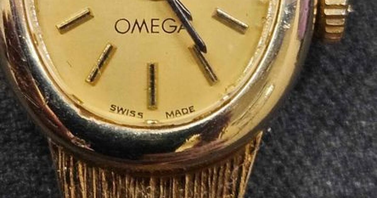 Omega Vintage Ladies 14k Yellow Gold Hand Wind Swiss Movement Watch for ...