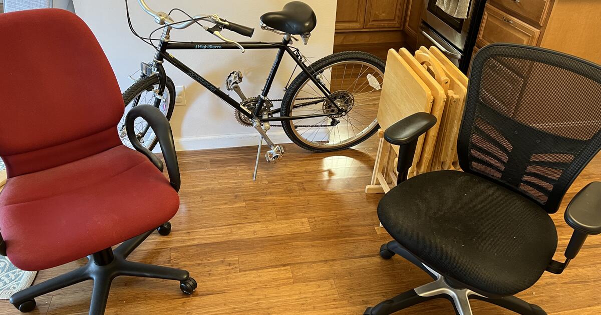 Desk chairs, wood tv trays and Schwinn High Sierra bicycle for Free in ...